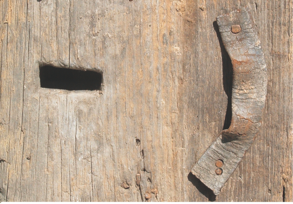 A Wooden Box Latch – Old Home Living