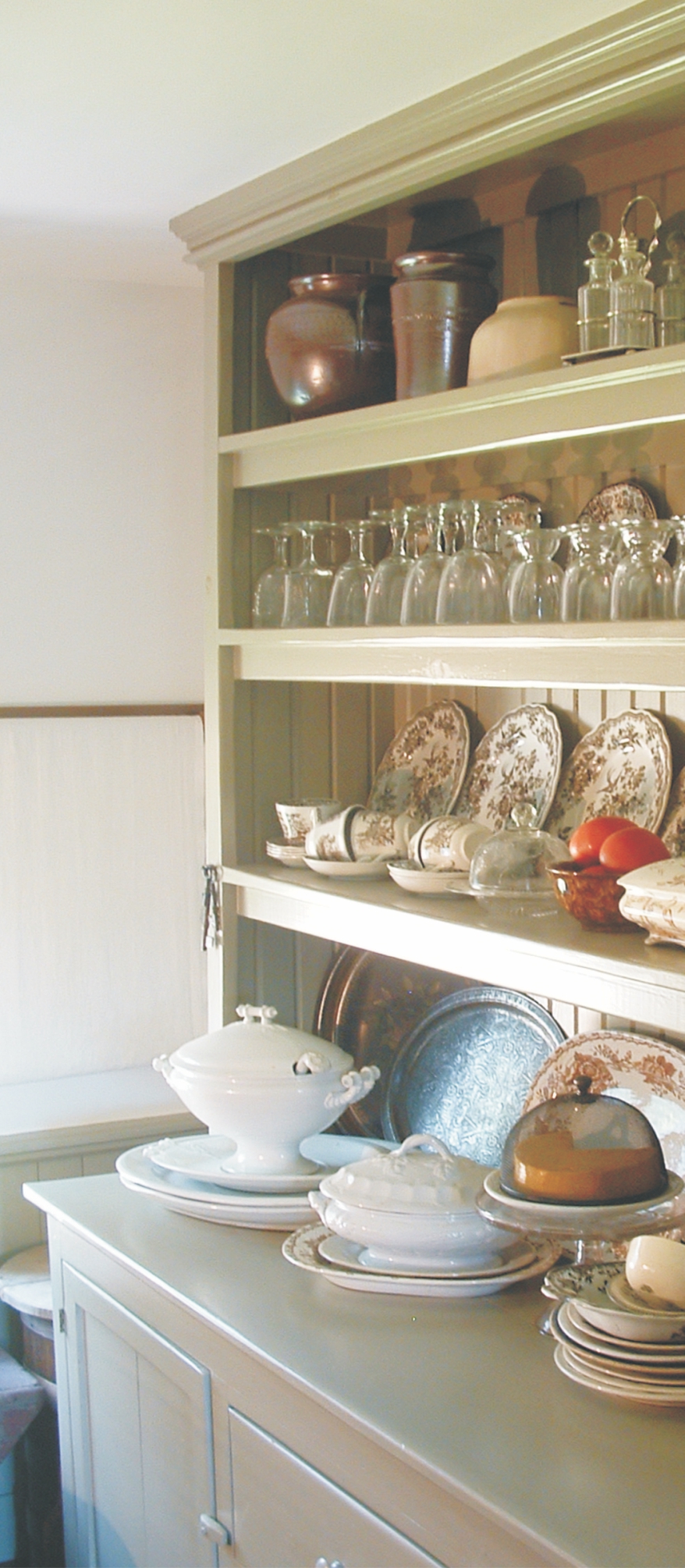 Water-Based Paints Of Old – Old Home Living